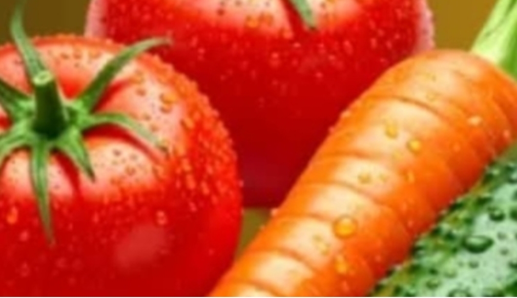 Morning Drink with Tomato, Carrot, and Lemon: Gentle Wellness for Your ...